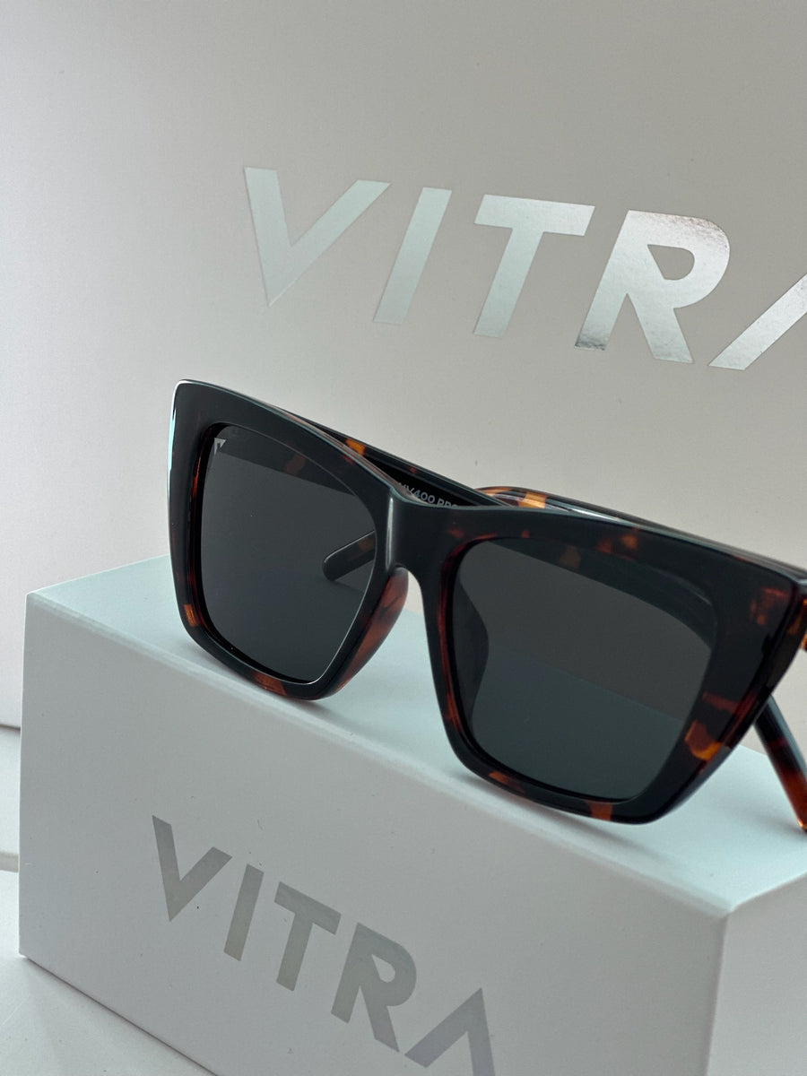 Posh tortoise smoke polarised – Vitra Chile