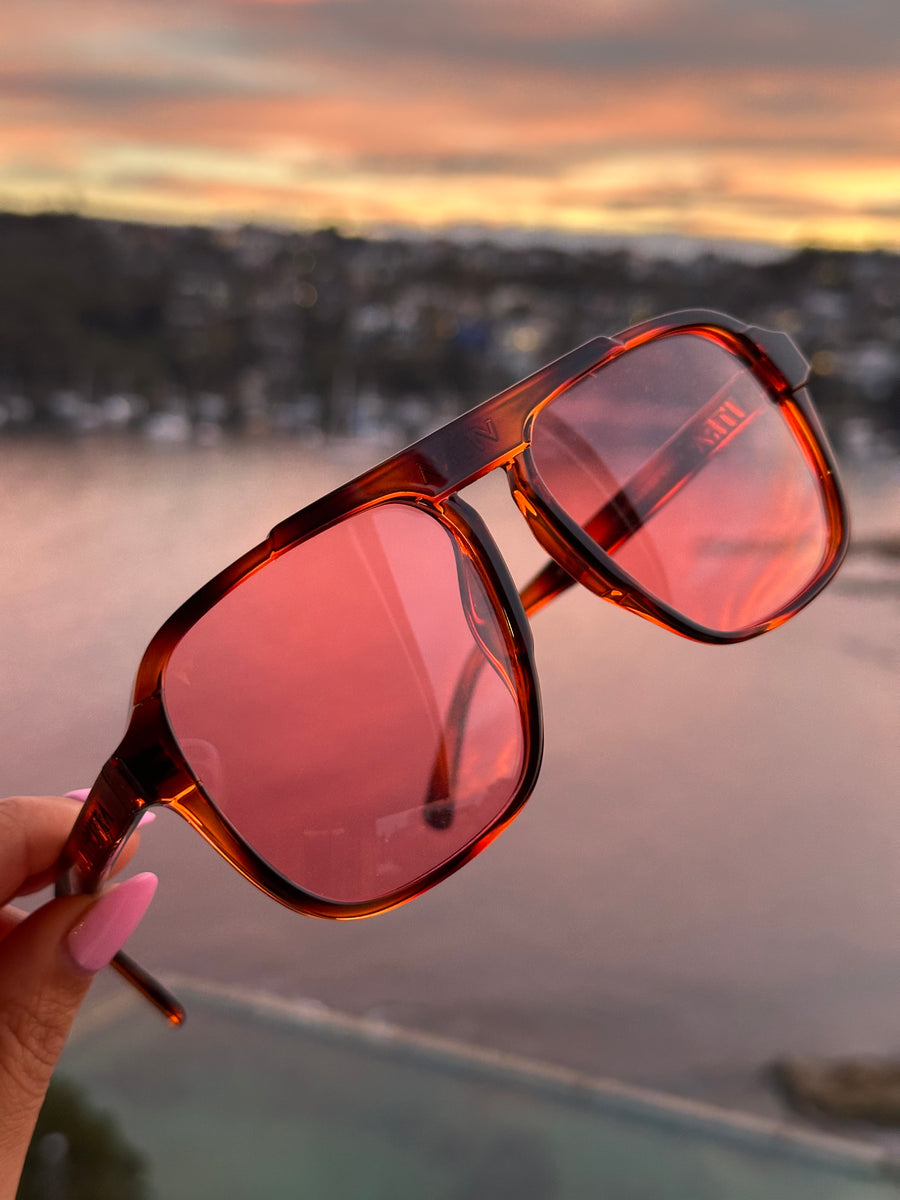 Royal tortoise ruby polarised – Vitra Chile